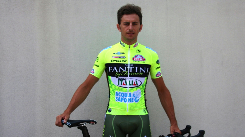 Colli supera un tumor y vuelve a ser profesional - Ciclo21